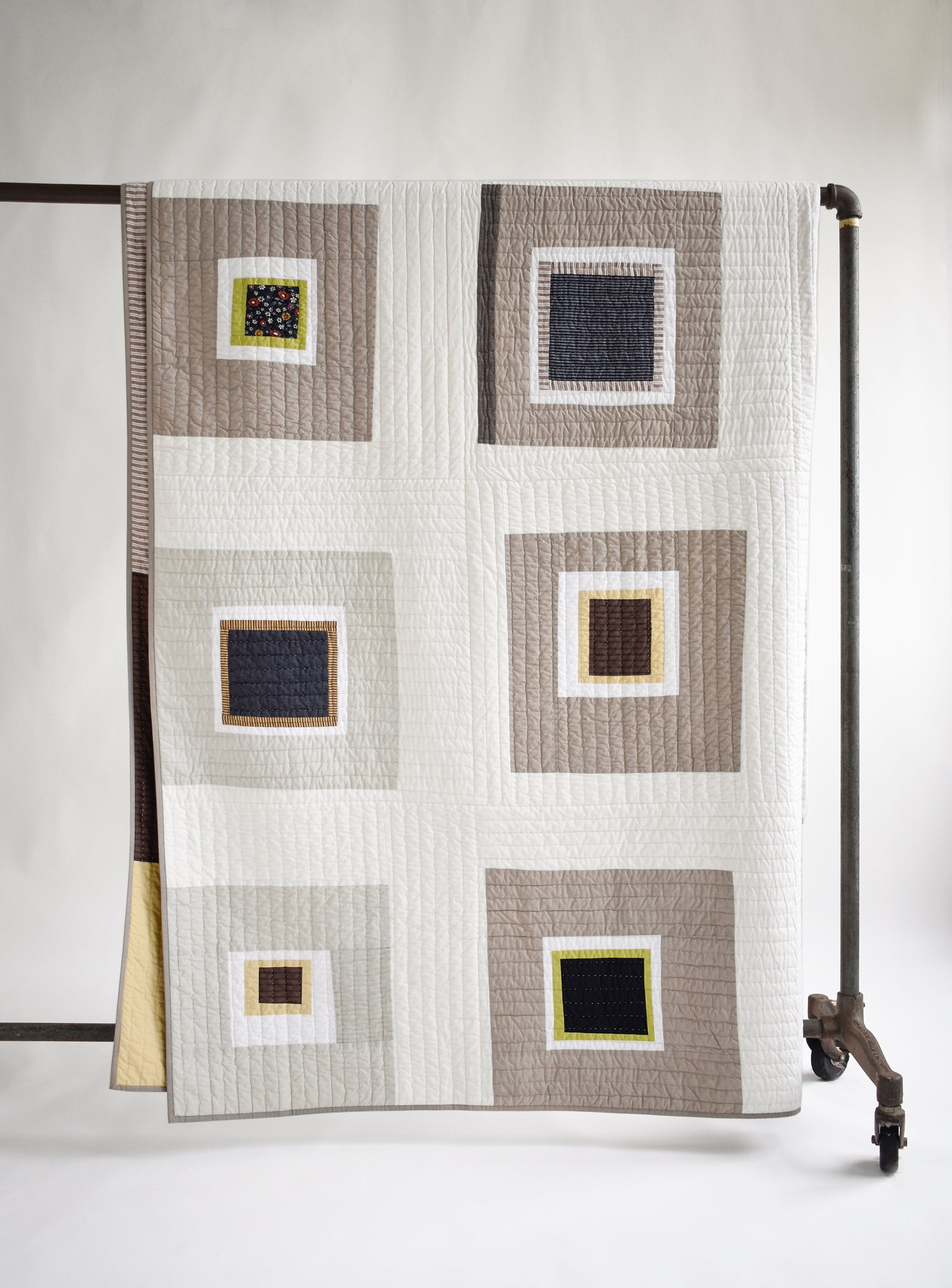 Pretty Square – Denyse Schmidt Quilts